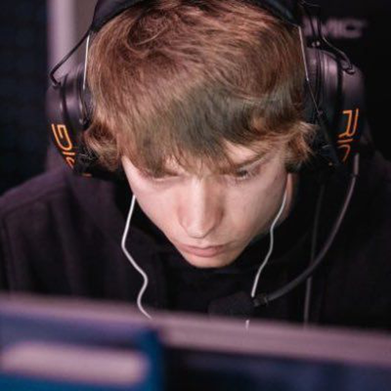 Brax рассказал, что нескольких бывших игроков в CS:GO подозревают в ...